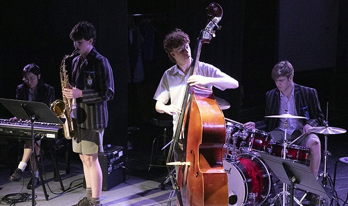 Music in the Round: A Night of Performance Excellence - Ivanhoe Grammar ...